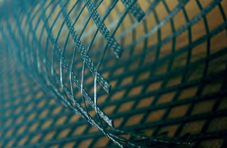 Miragrid polyester reinforcing for retaining walls, Garden Route